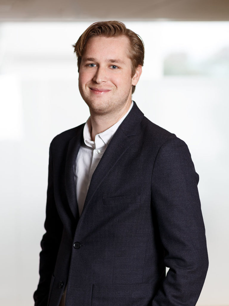 High-performing specialists within business law - Magnusson